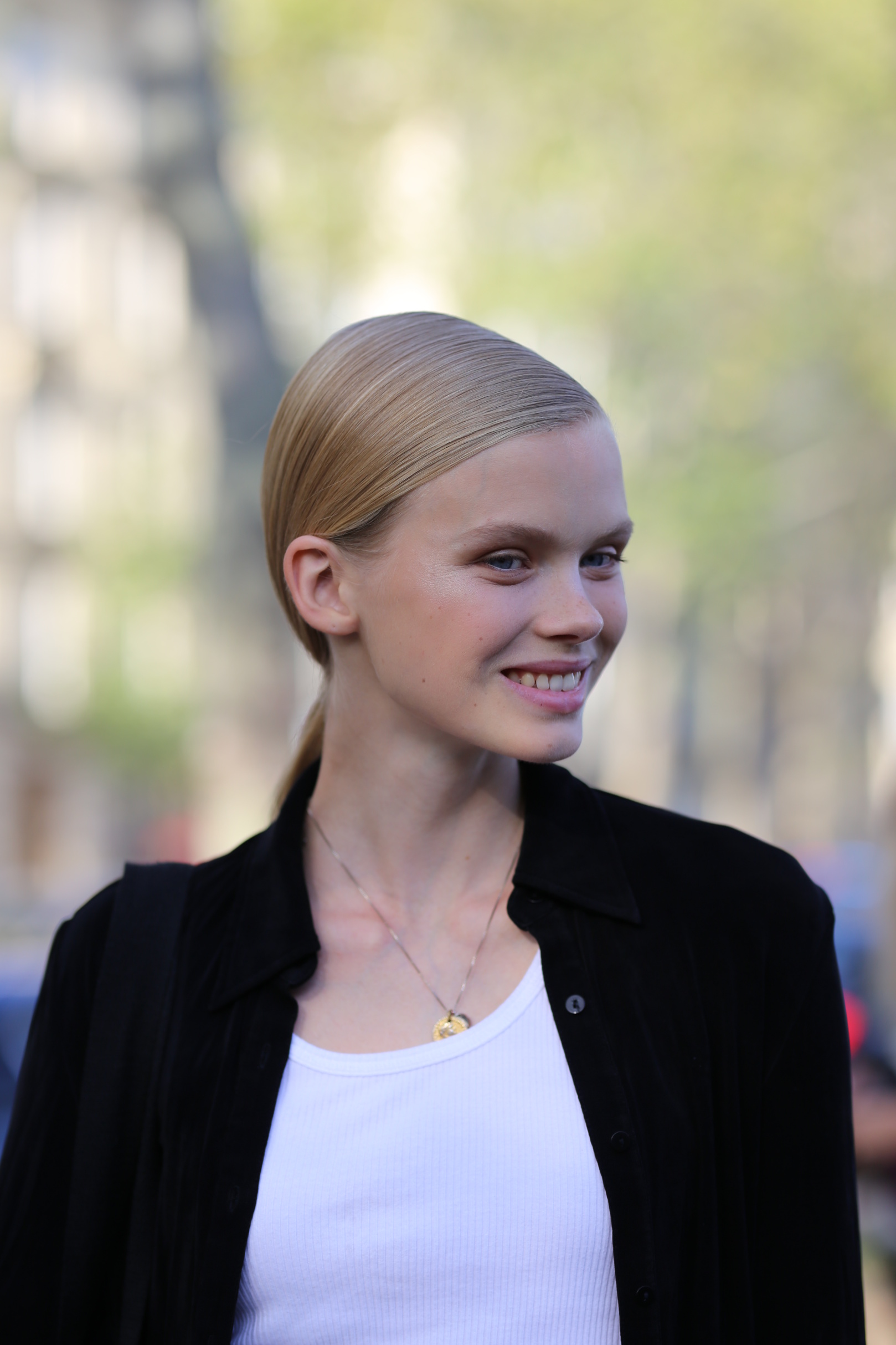 Evie Harris after Loewe S/S 20 – THE MODEL SPOTTER